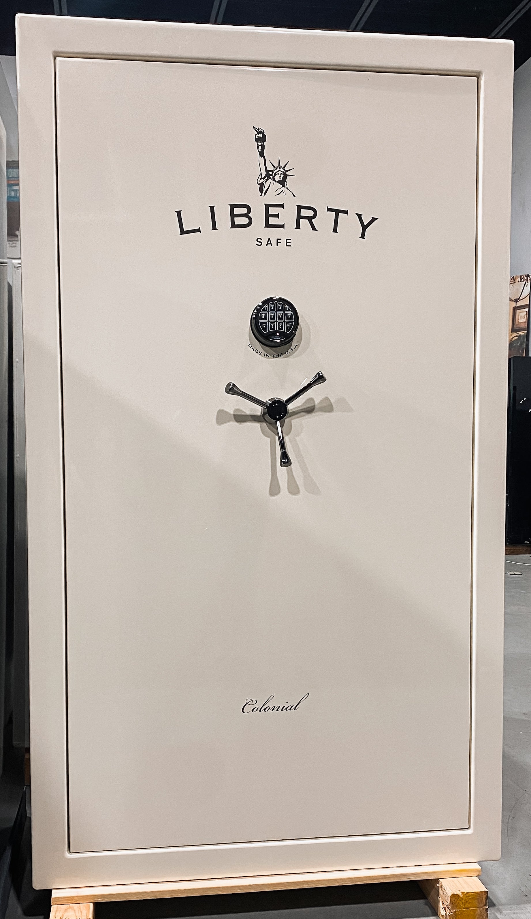 Liberty Colonial 50• Gloss•SOLD OUT – Security Centers Inc.